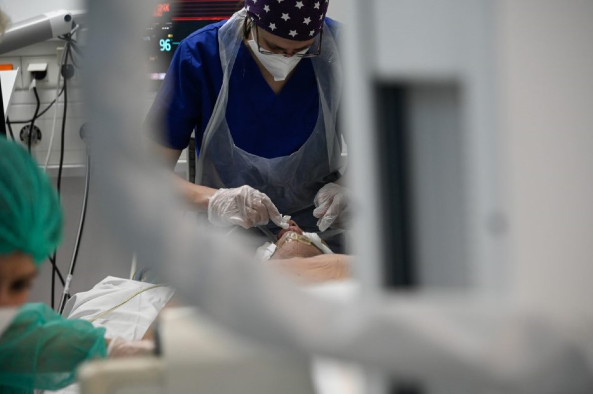 Λάρισα: Διασωληνωμένος στο ΠΓΝΛ δίνει μάχη για να κρατηθεί στη ζωή ο ...